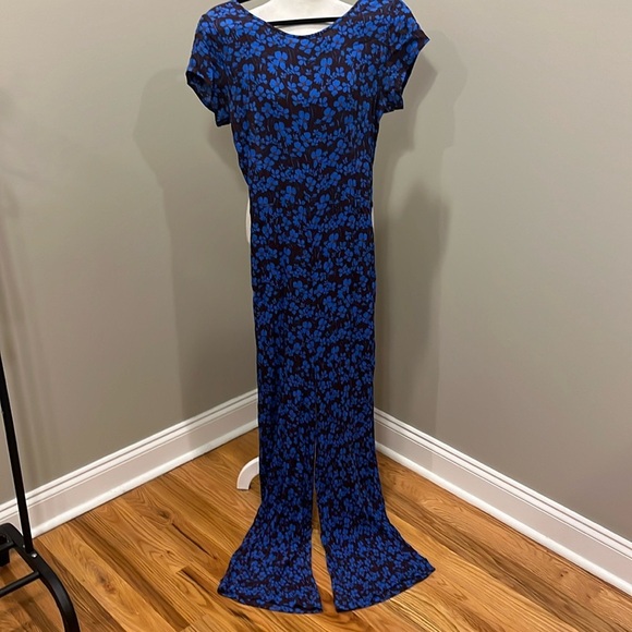 Free People | Pants & Jumpsuits | Free People Open Back Floral Jumpsuit ...